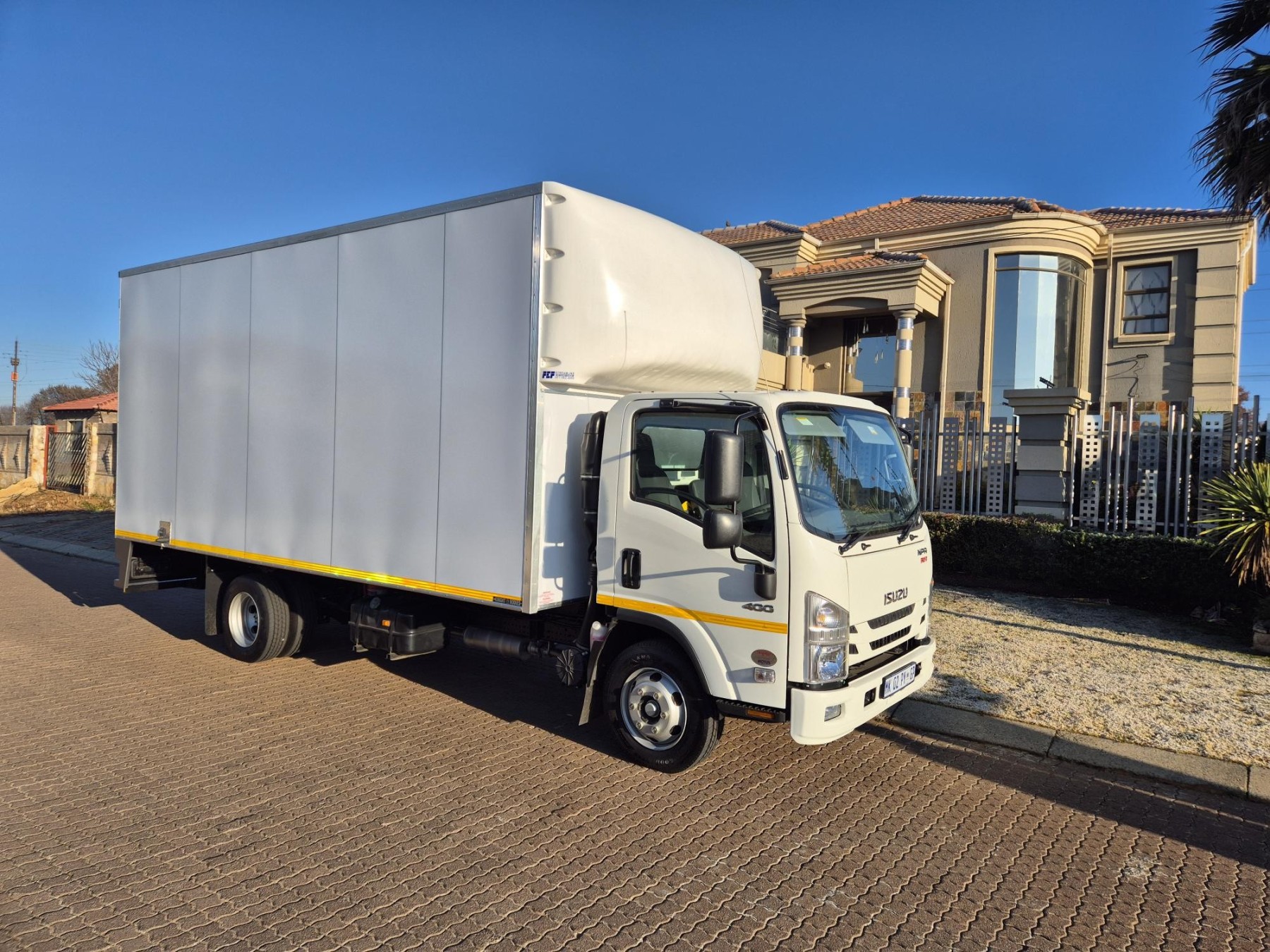 Lubbe Logistics — Book Now