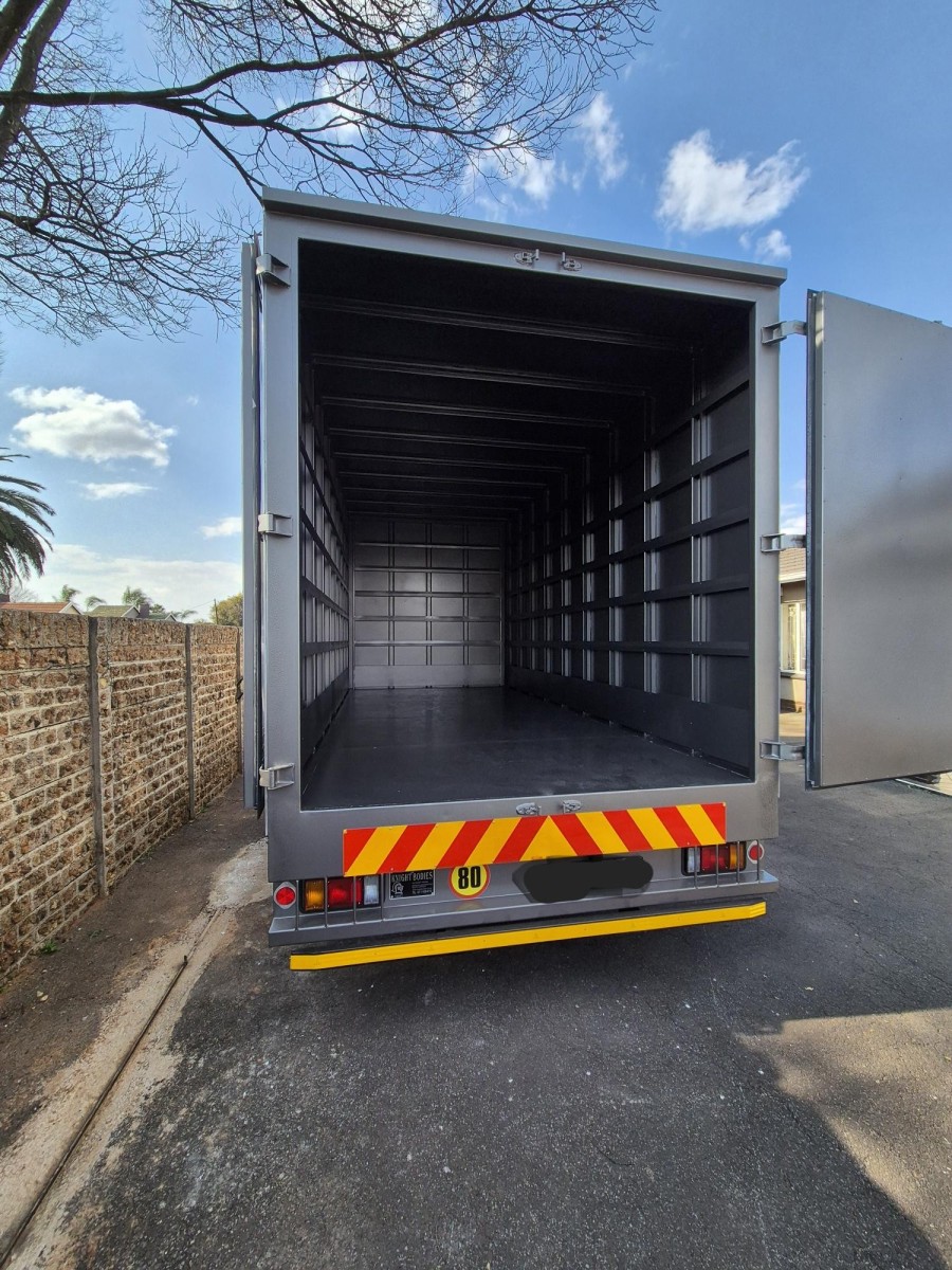 Lubbe Logistics — Book Now