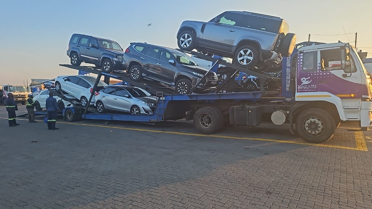 Makatu Vehicle Transport — Book Now